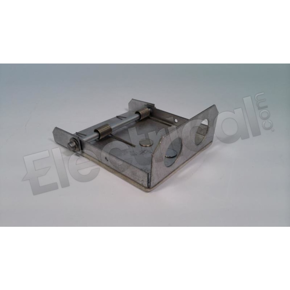 Reznor 104768 Bracket Machine Part