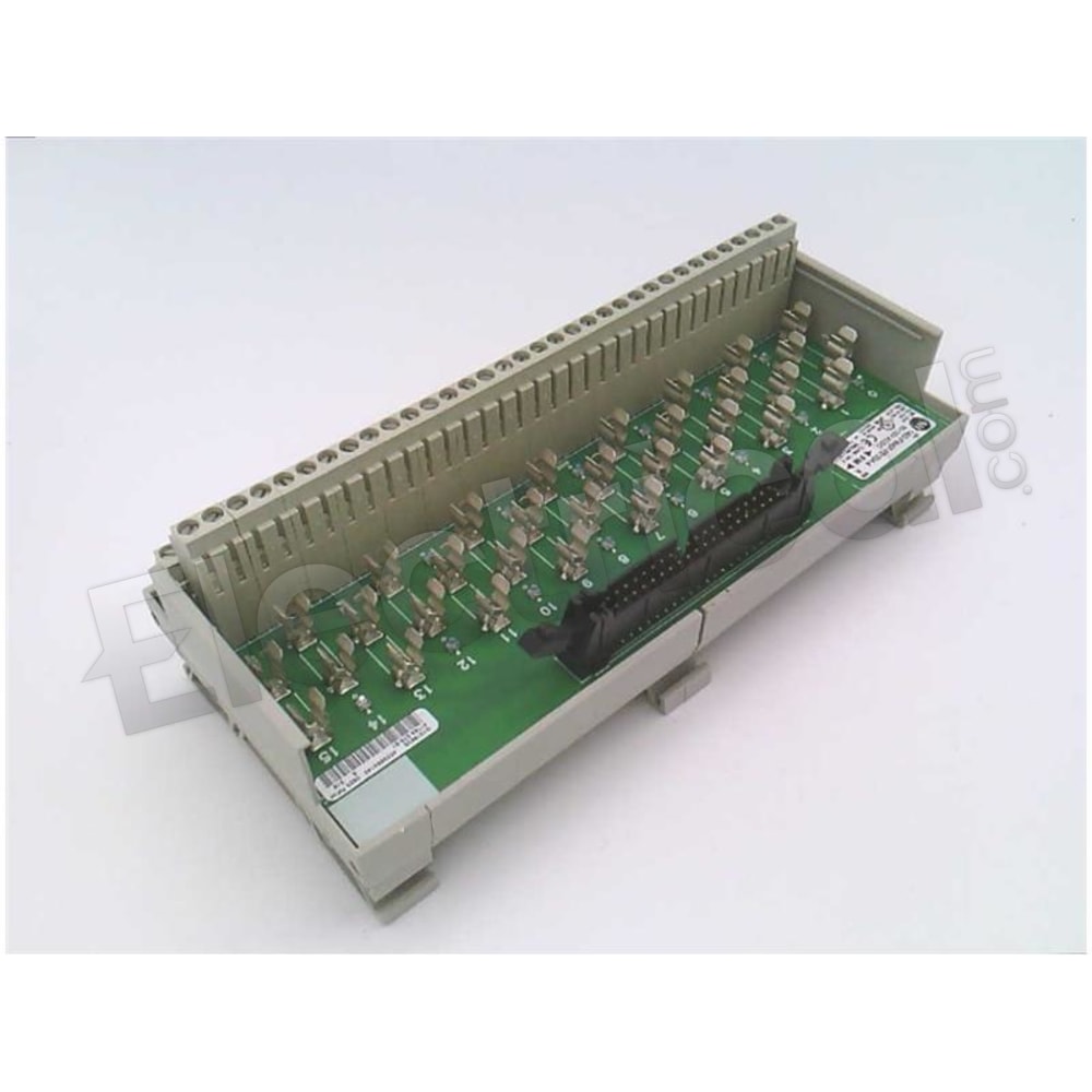 Allen-Bradley 1492-IFM40F-FS120A-4 PLC Module Automation
