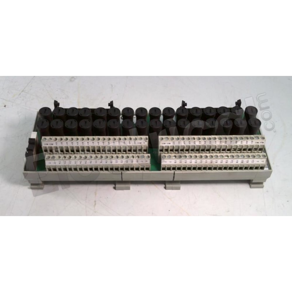 Allen-Bradley 1492-TIFM40F-F24A-2 PLC Module Automation