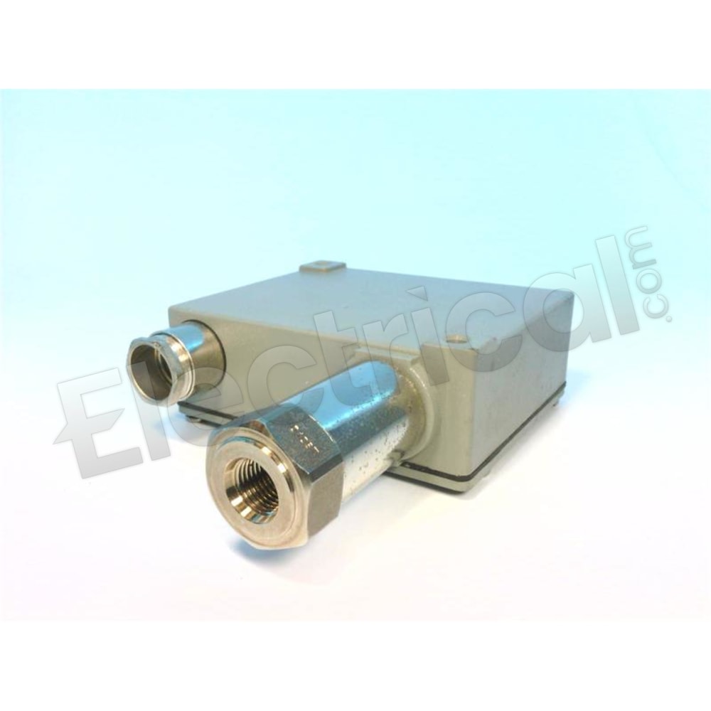 8202.73.2210 Trafag Sensor Automation
