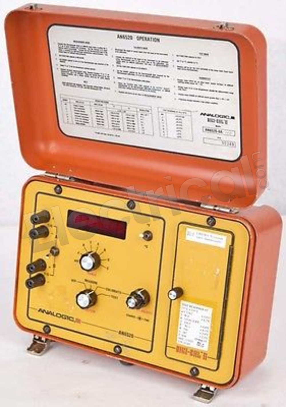 Analogic AN6520-8A-110 Calibrator/Simulator Test Equipment