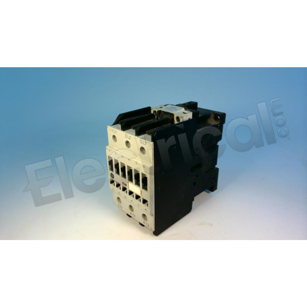 CL08A300M6 General Electric A Contactor