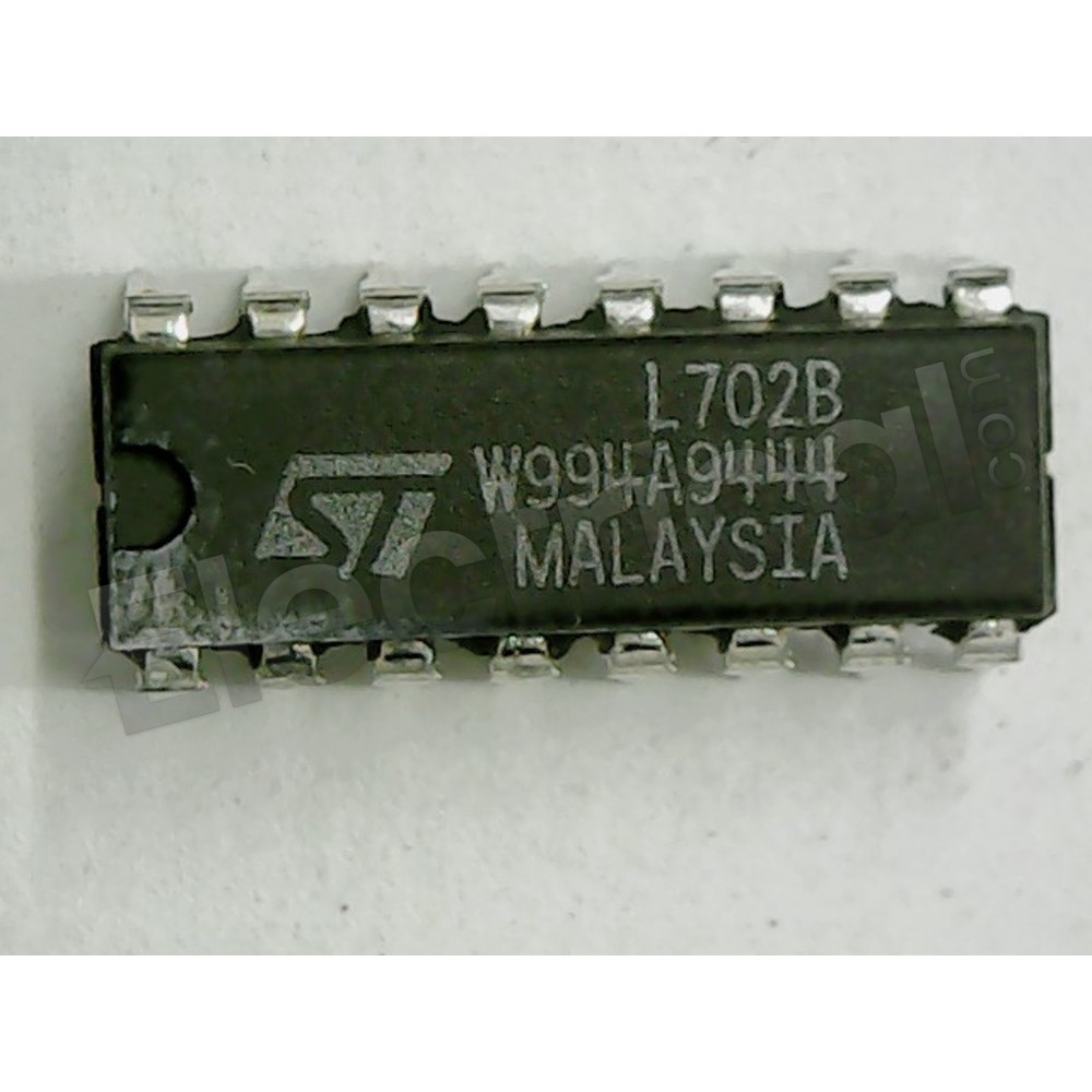 St Micro L702B IC Chip Computer Component