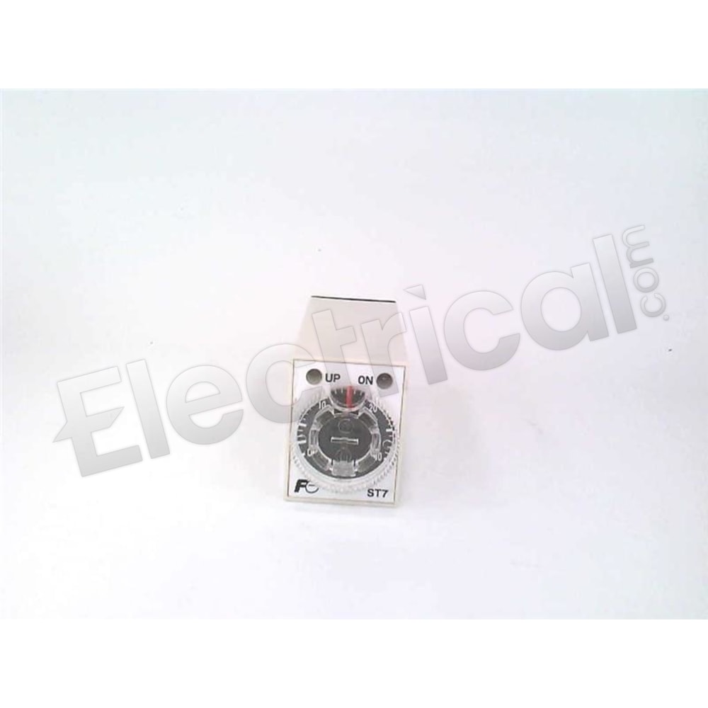 Fuji Electric ST7P-2DE3T-ADC Tachometer/Generator/Speed Indicator ...